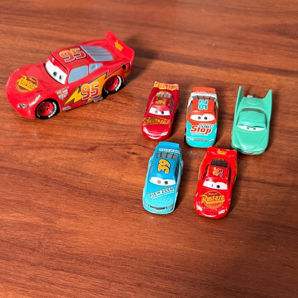 Disney | Toys | Disney Cars Movie Red And Blue Toy Car Set 6 Cars ...